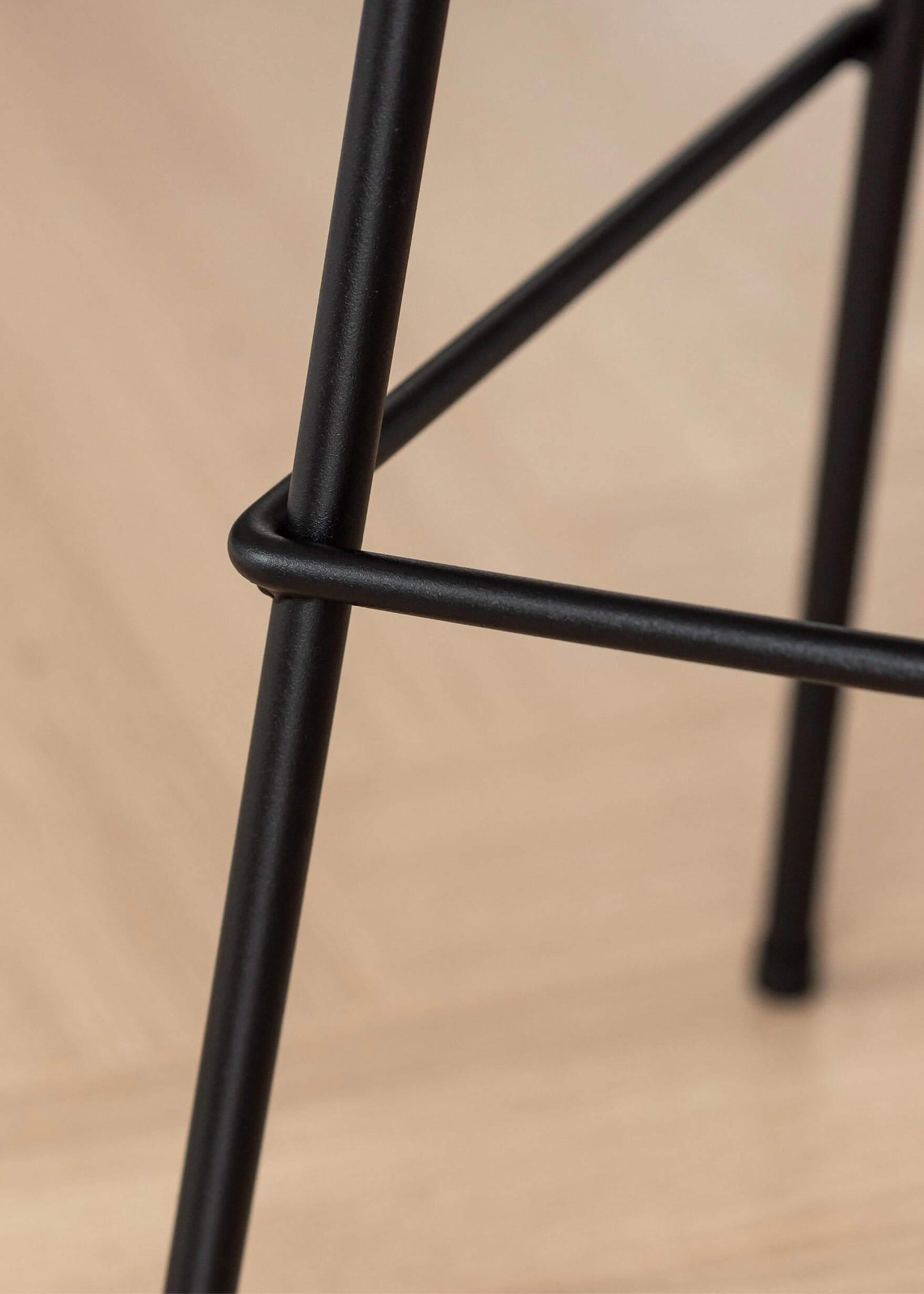 BARHOCKER BARNI – Metallbude