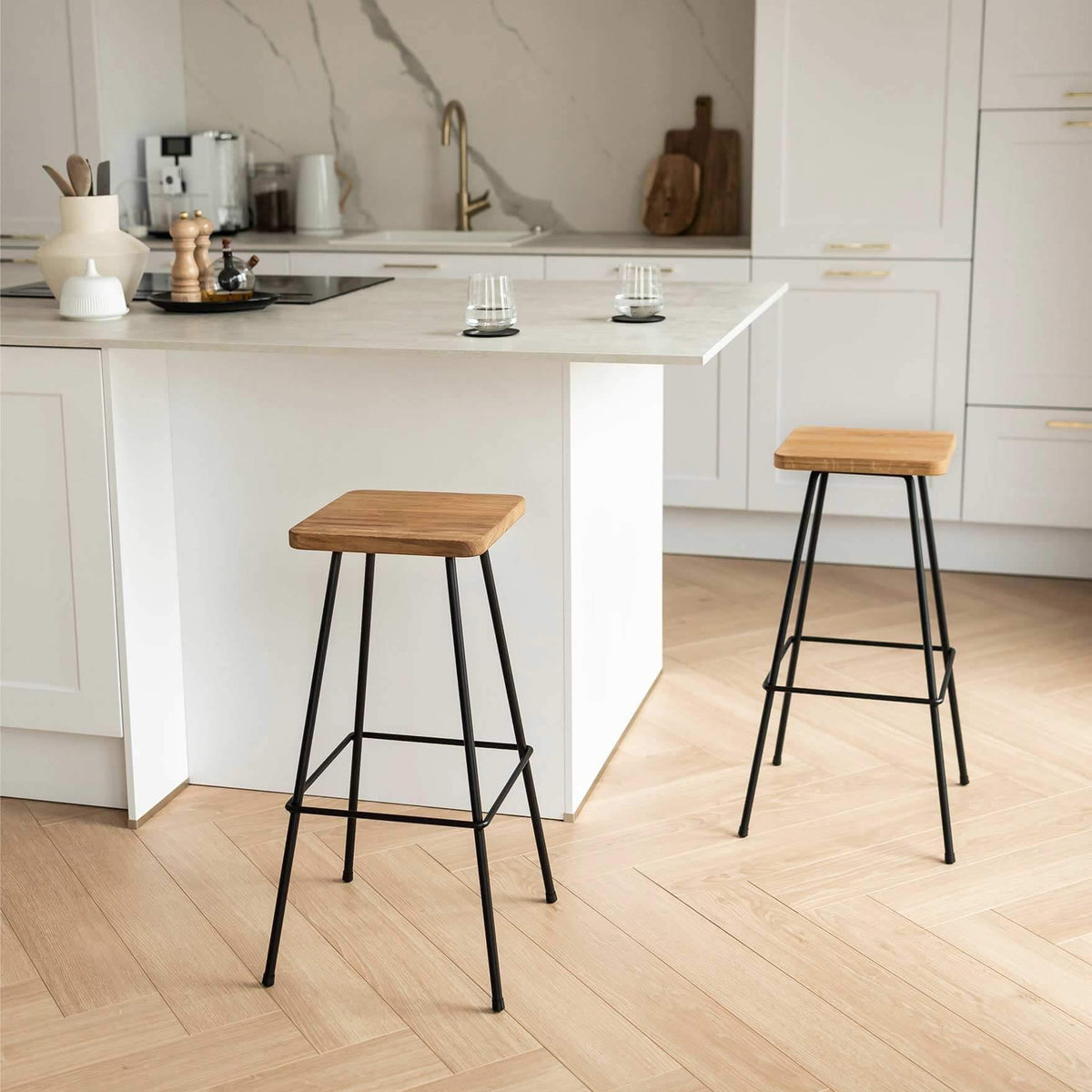 Barhocker aus Metall und Holz BARNI | Metallbude
